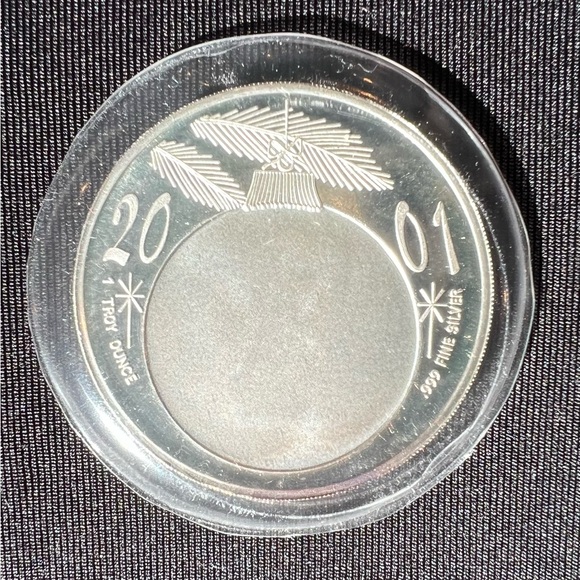 SilverTowne Mint | Other | 20 A Time Of Giving Christmas Coin One Troy ...